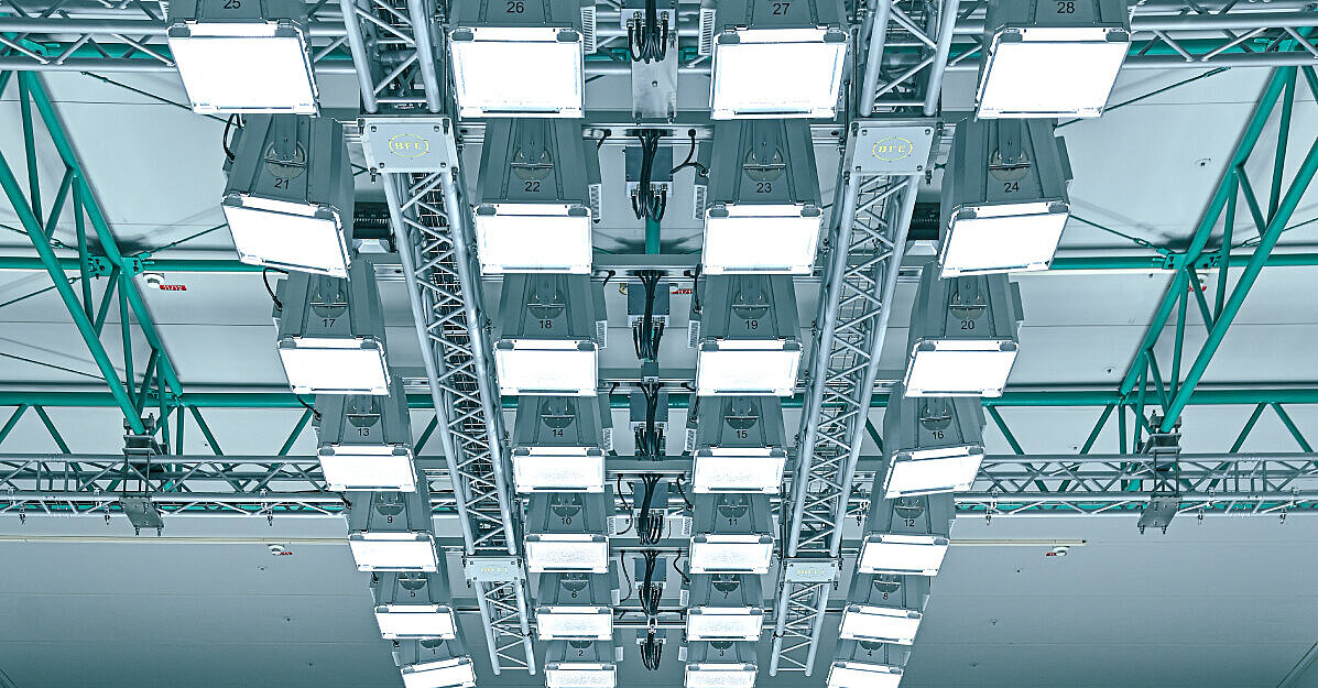FKFS: Research in Motion: The Sun Rises in the Climate Wind Tunnel of ...