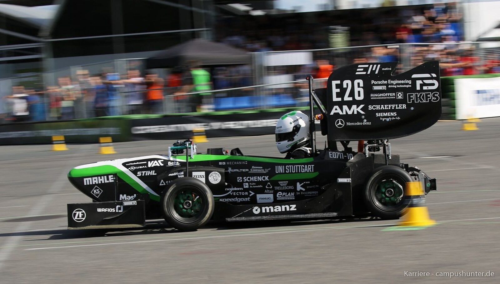 FKFS: Research in Motion: Teams bei der Formula Student Germany