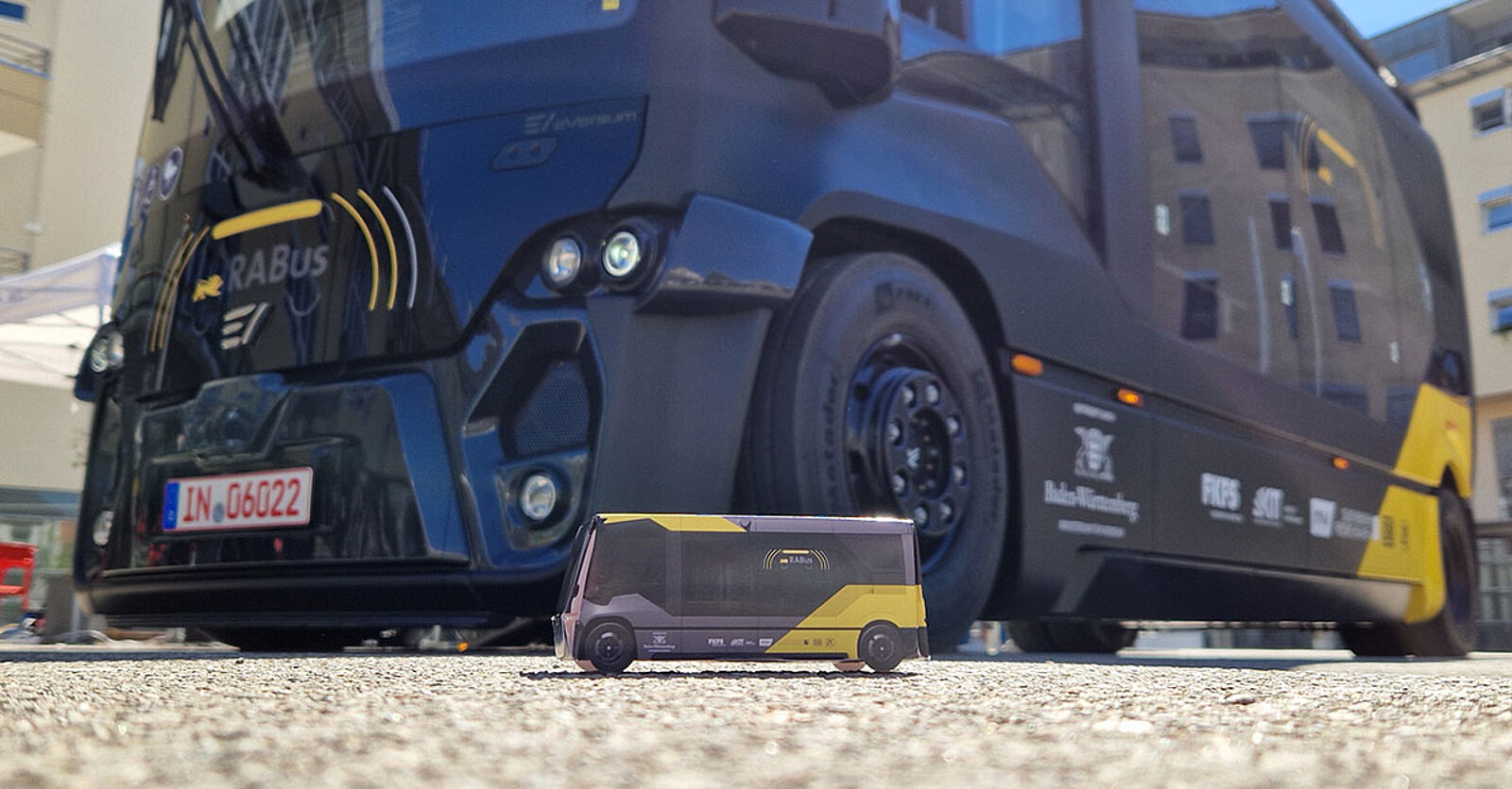 FKFS: Research in Motion: RABus unveiling on the Day of Technology